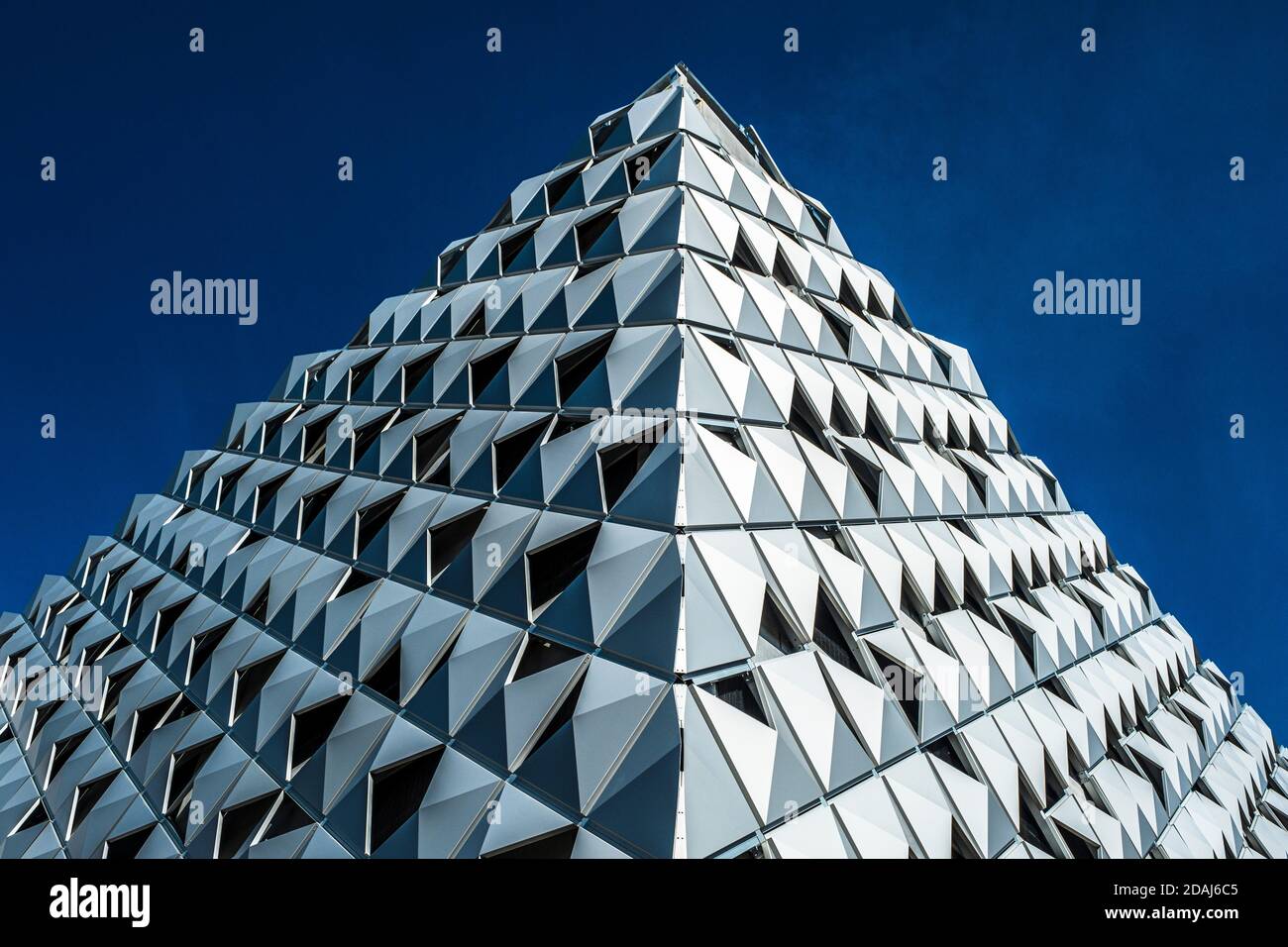 Car park cladding hi-res stock photography and images - Alamy