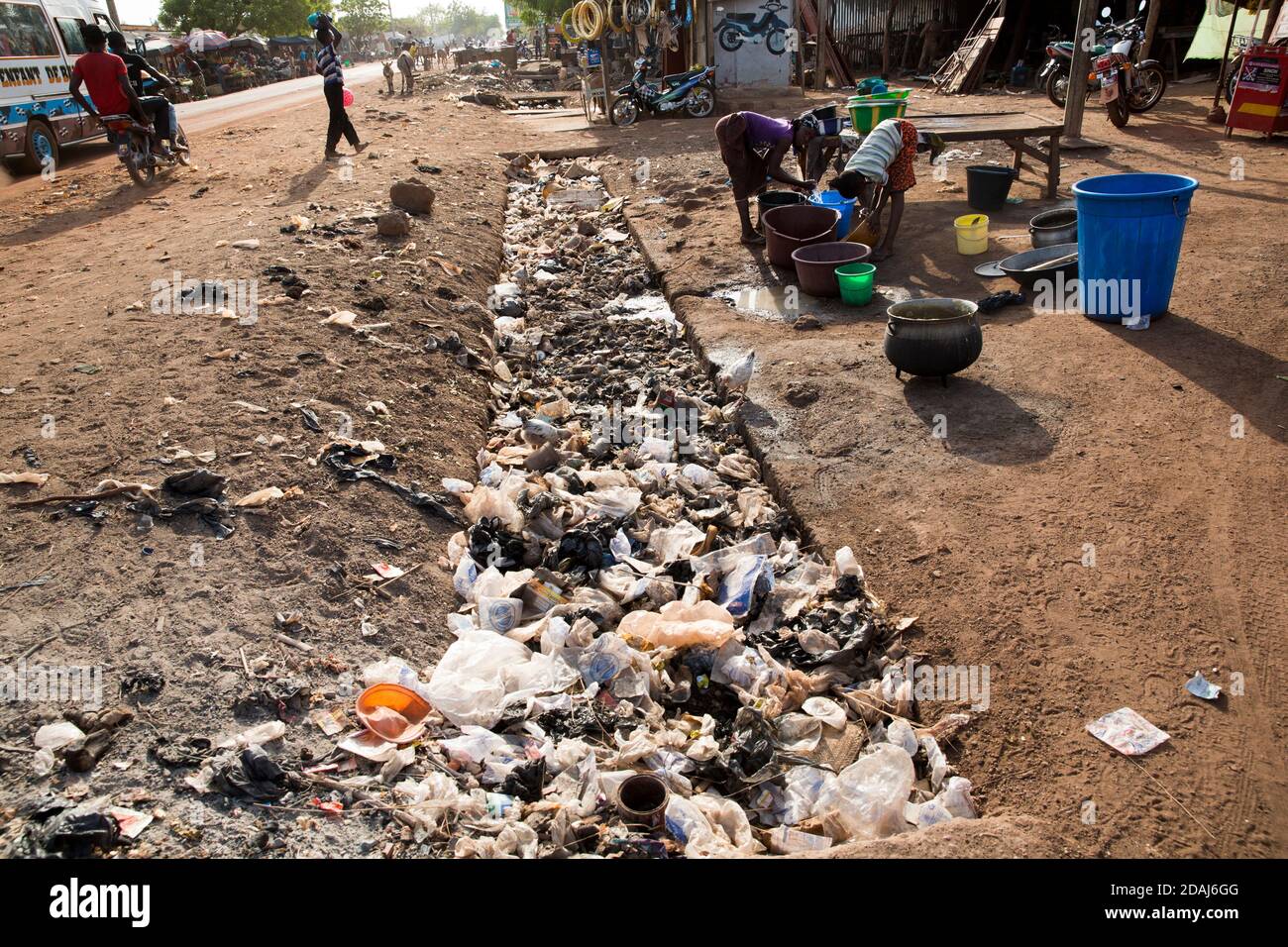 Storm drain overflowing hi-res stock photography and images - Alamy