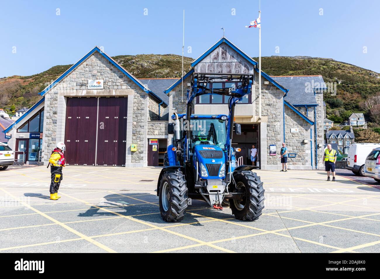 RNLI lifeboat man, RNLI rescue gear, RNLI man, RNLI man facemask, RNLI ...