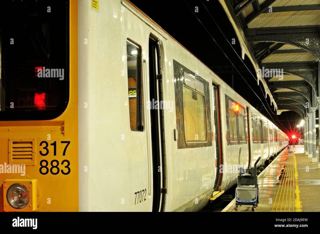 Track cleaning train hi-res stock photography and images - Alamy