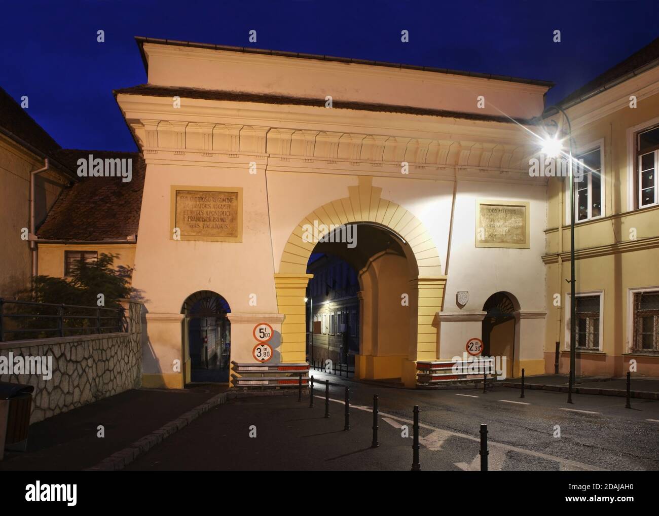 Romania schei hi-res stock photography and images - Alamy