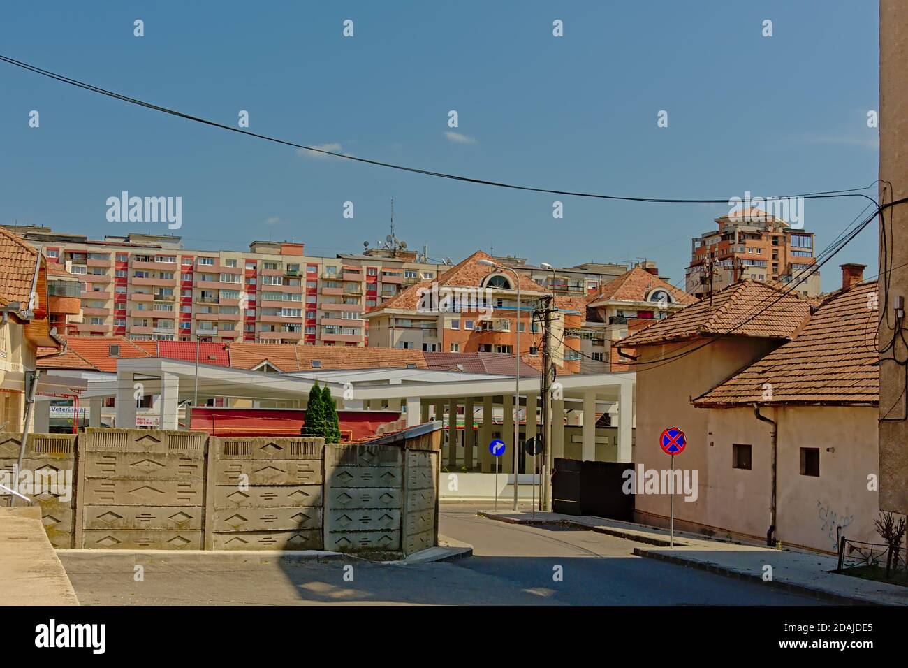 Suburbs of Alba Iulia, with small houses and apartment buildings ...