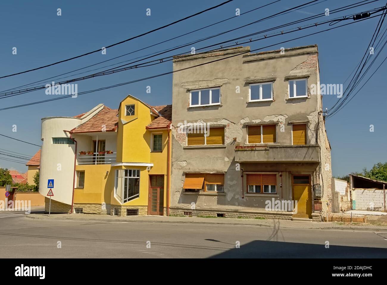 Romania Houses High Resolution Stock Photography and Images - Alamy