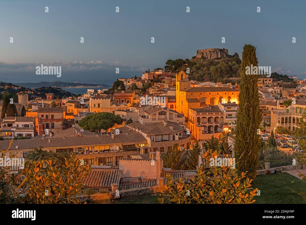 CASTLE RUINS OLD TOWN BEGUR COSTA BRAVA CATALONIA SPAIN Stock Photo - Alamy