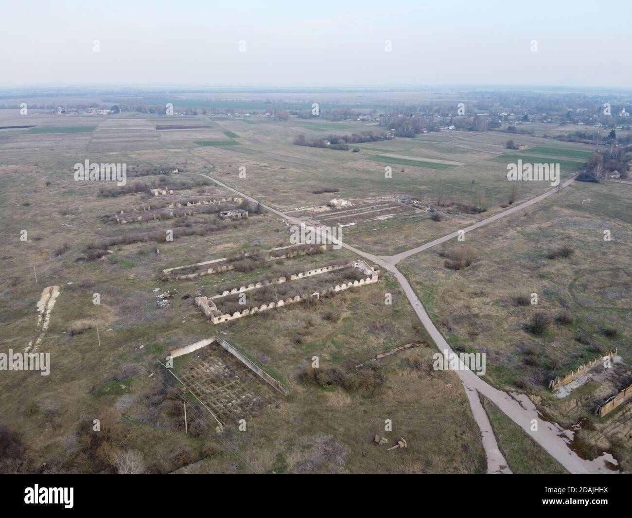 Empty barn area hi-res stock photography and images - Alamy