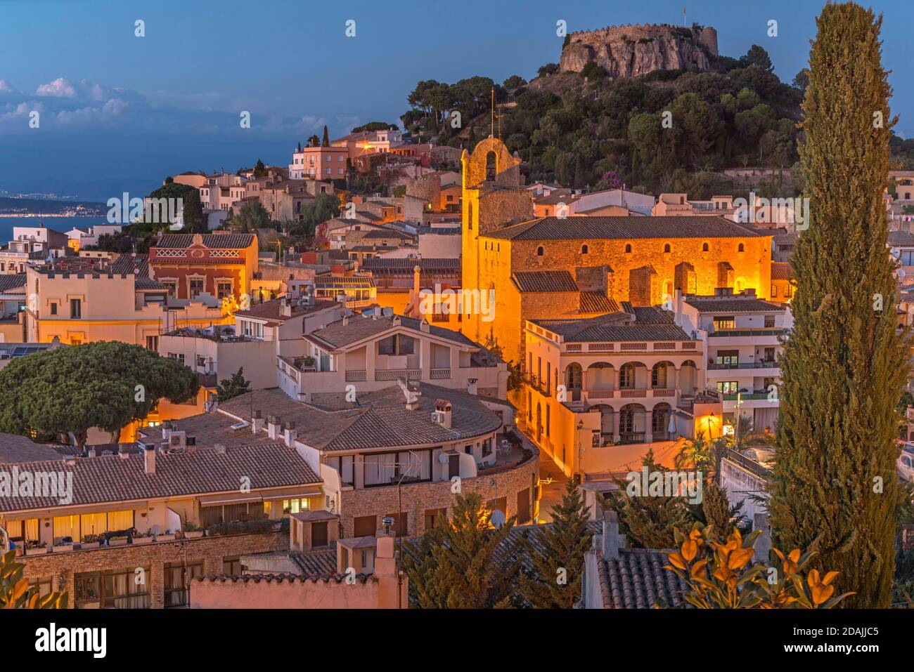 CASTLE RUINS OLD TOWN BEGUR COSTA BRAVA CATALONIA SPAIN Stock Photo - Alamy