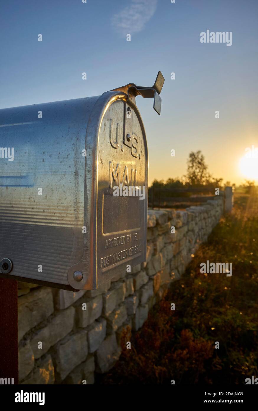 Postbox letter hi-res stock photography and images - Alamy