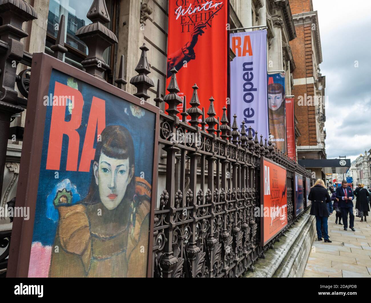 Piccadilly architecture hi-res stock photography and images - Alamy