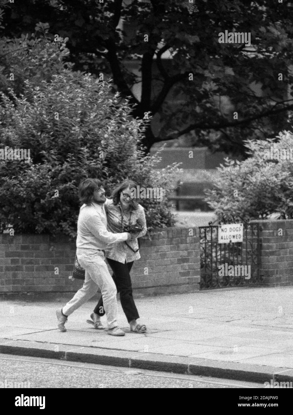 A couple of young people, London, 1971 Stock Photo - Alamy