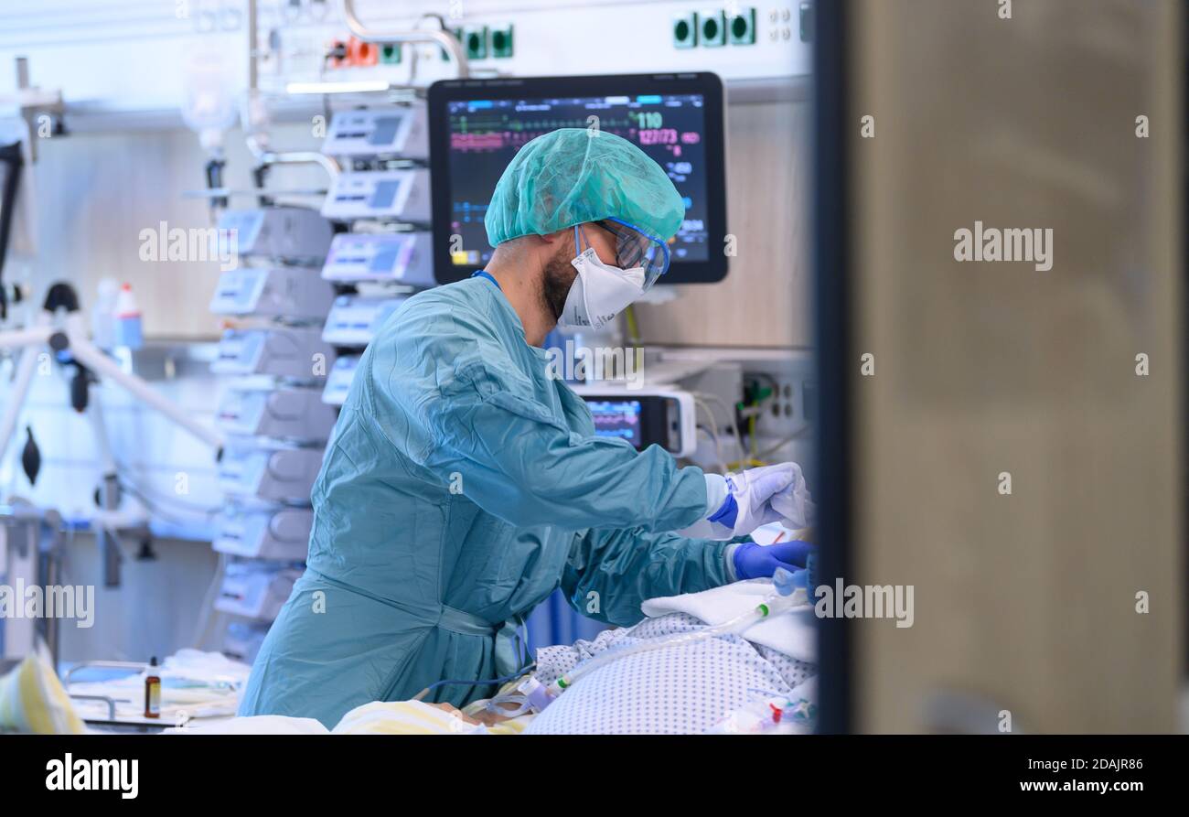 University hospital dresden hi-res stock photography and images - Alamy
