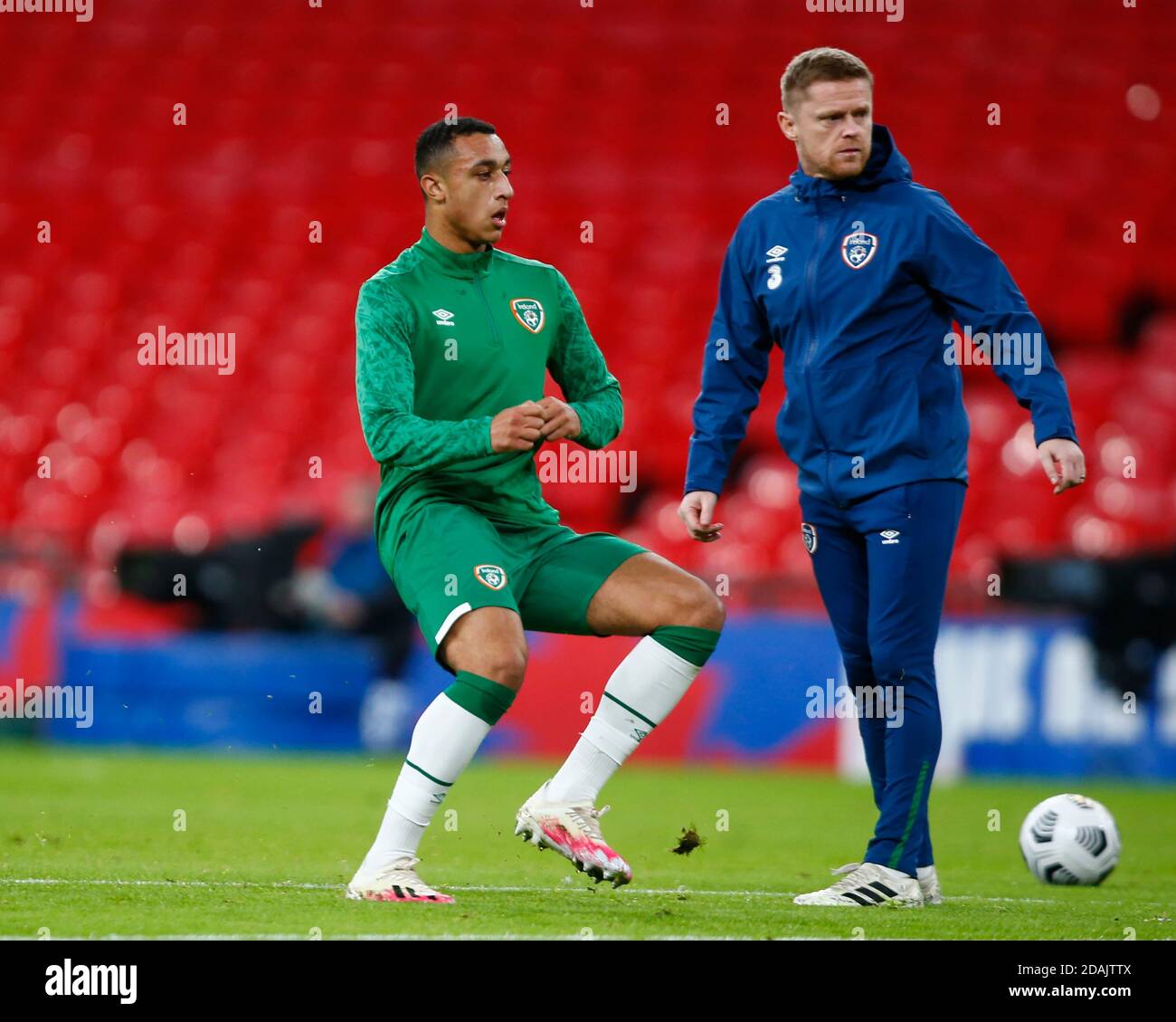 Damien duff hi-res stock photography and images - Alamy