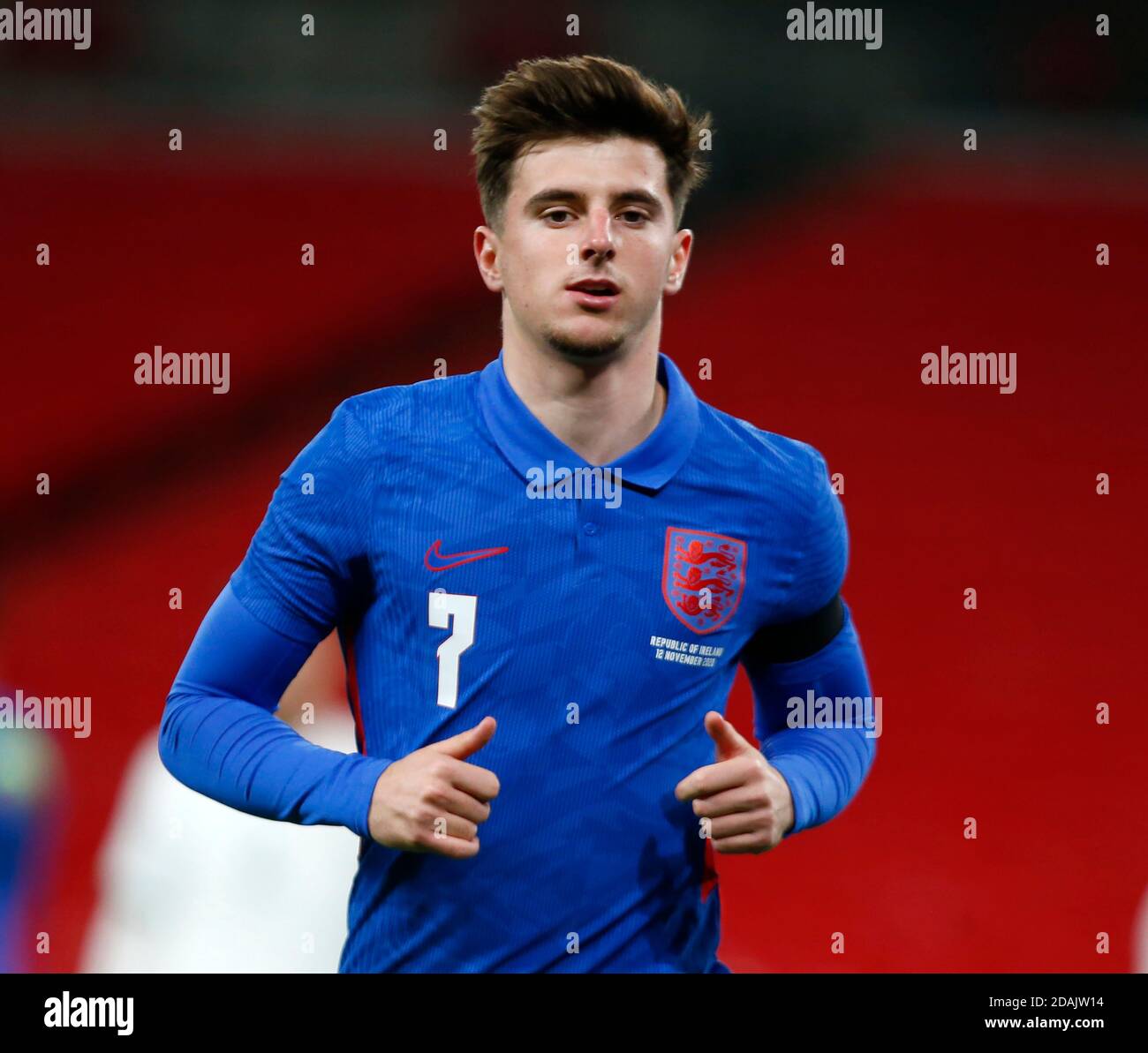 Mason mount hi-res stock photography and images - Alamy