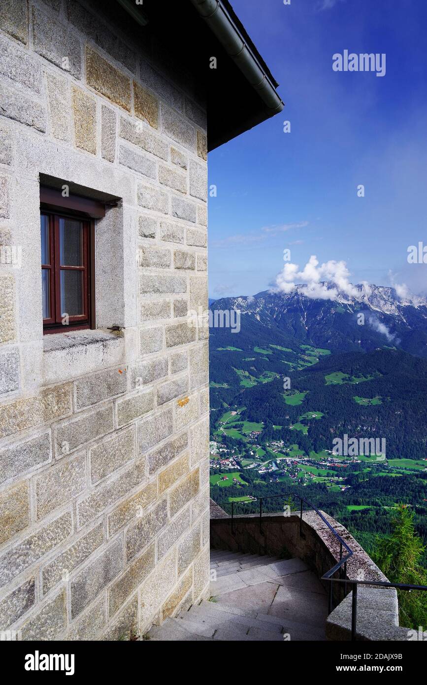 Adolf hitlers mountain top home hi-res stock photography and images - Alamy