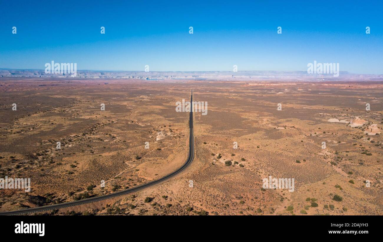 Arizona landscape, road hi-res stock photography and images - Alamy