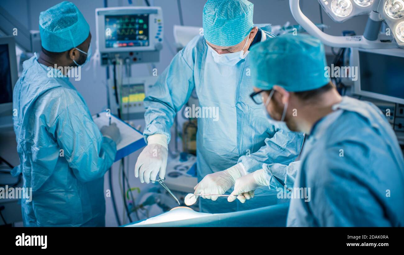 Operating room lights hi-res stock photography and images - Alamy