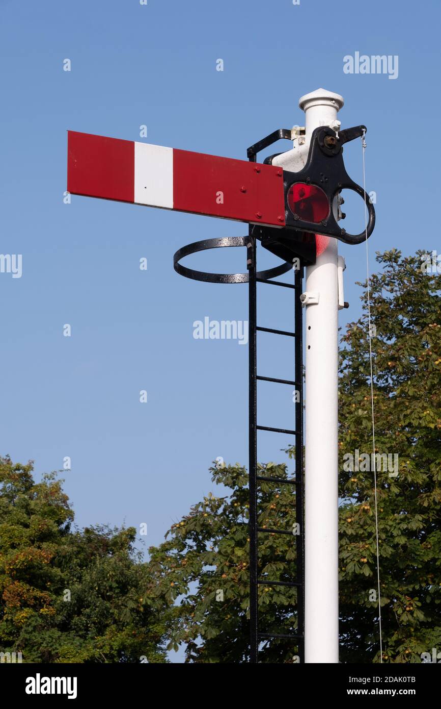 Railway signal at Hadlow Road Train Station Museum in Willaston ...
