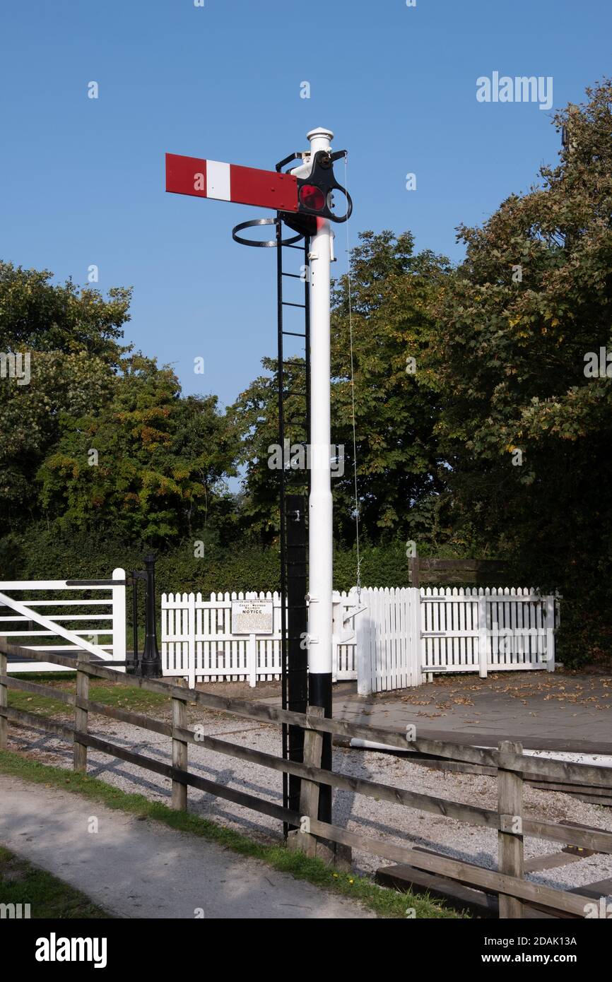 Railway signal at Hadlow Road Train Station Museum in Willaston ...