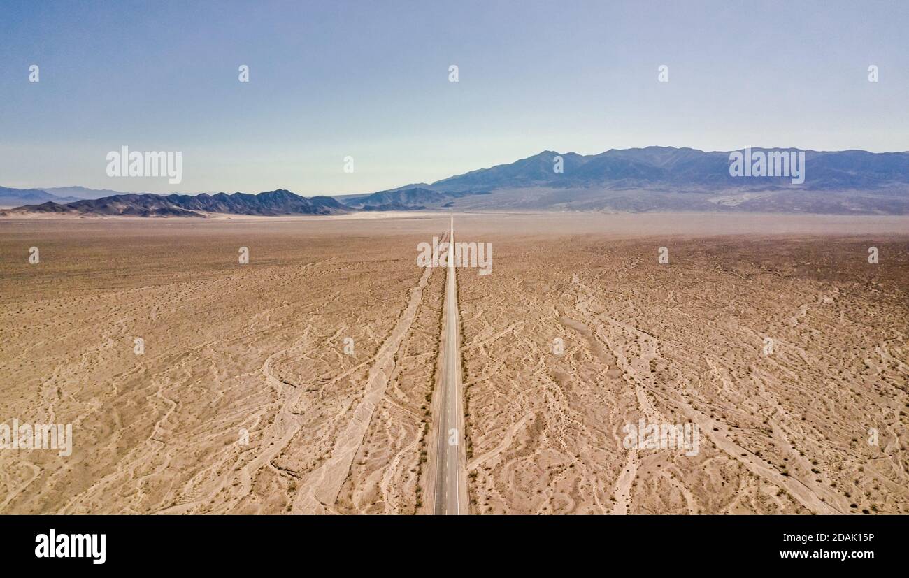 Car crossing death valley hi-res stock photography and images - Alamy