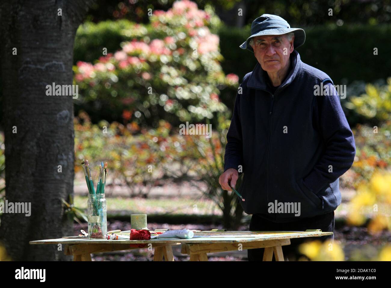 Girvan Artist James Harrigan at work in Orchard Gardens Girvan, South ...