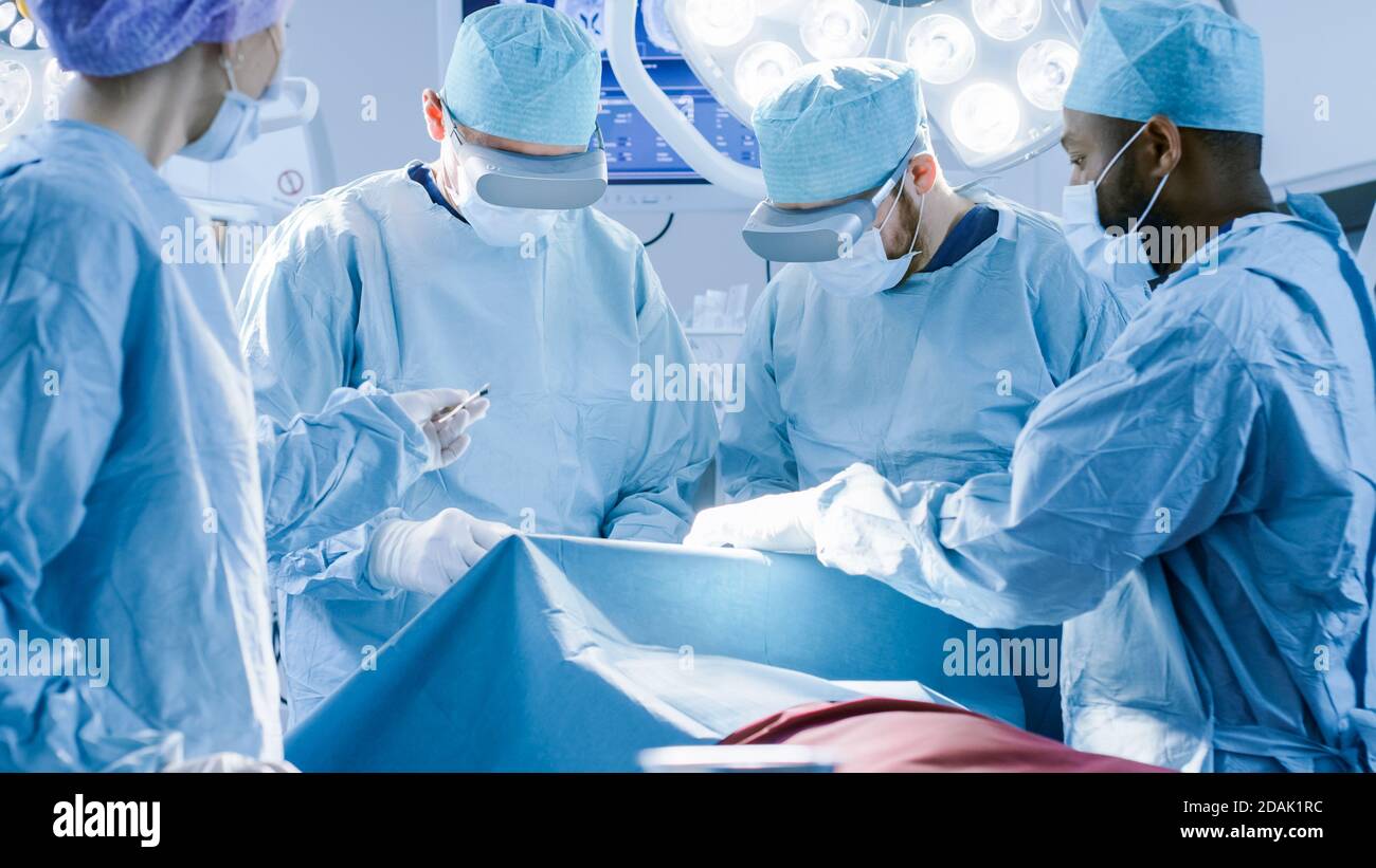 Virtual operation hi-res stock photography and images - Alamy