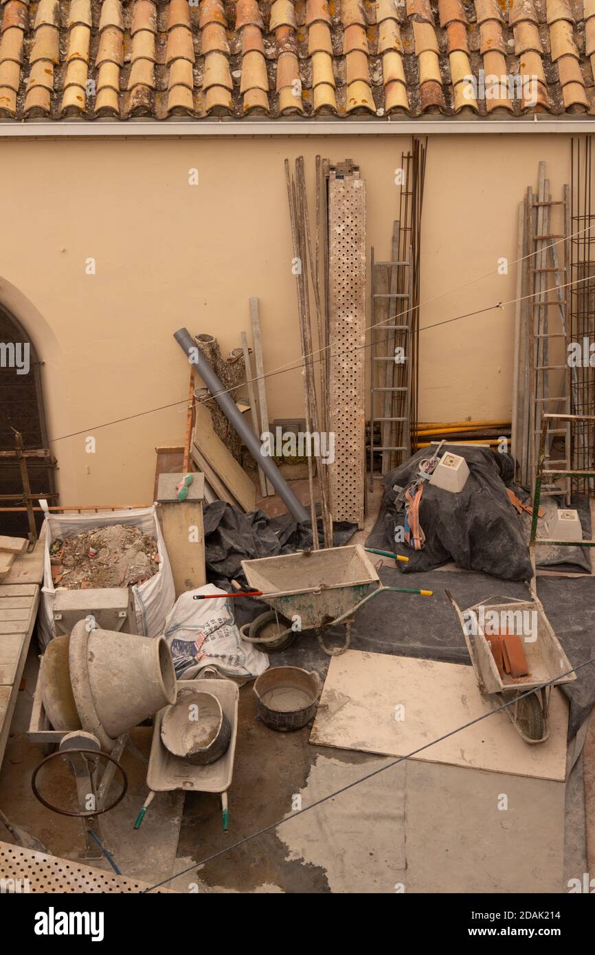 Messy construction site hi-res stock photography and images - Alamy