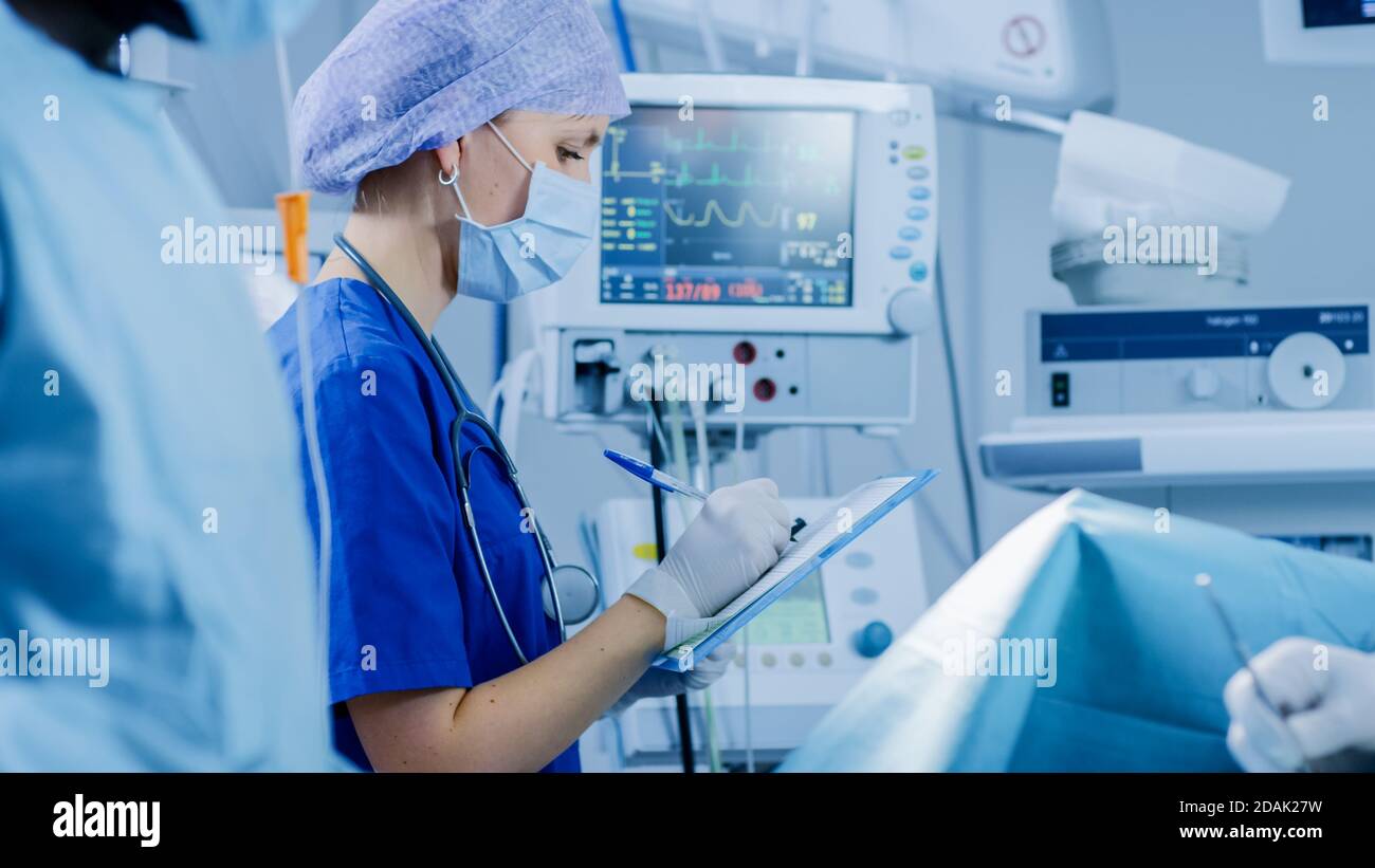 Hospital vital signs hi-res stock photography and images - Alamy