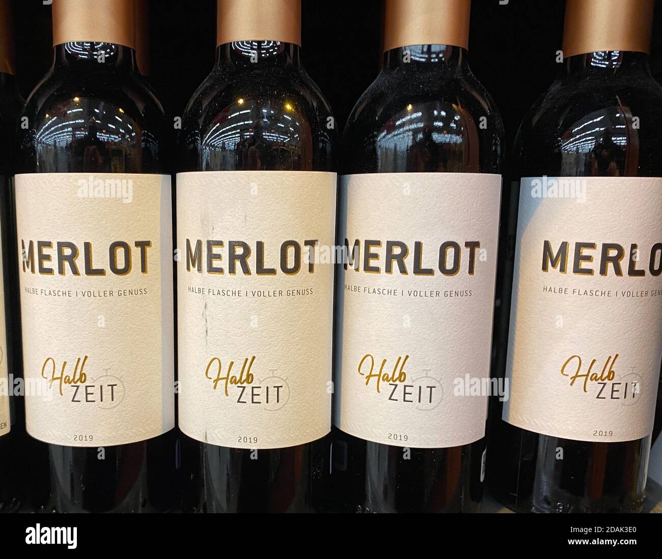 Merlot 2020 hi-res stock photography and images - Alamy