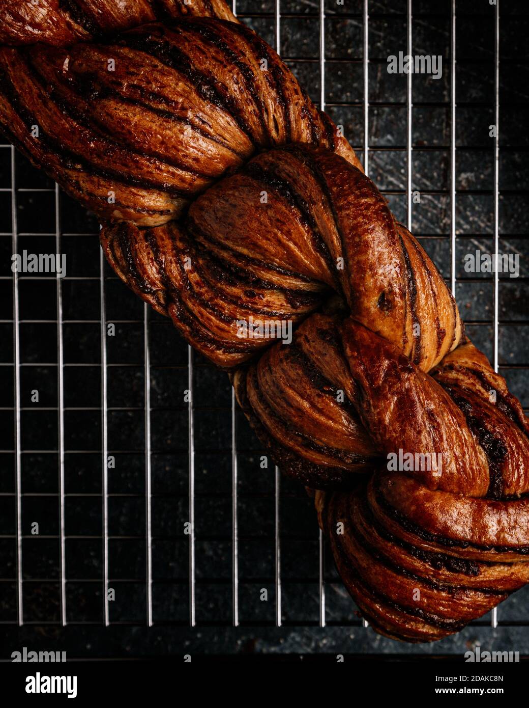 Cinnamon rolls cinnabon homemade hi-res stock photography and images ...