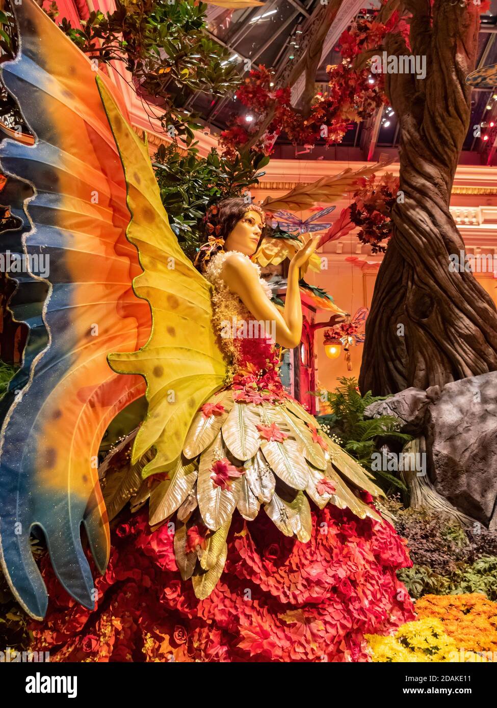 Las Vegas, OCT 30, 2020 - Autumn theme of the famous Bellagio ...