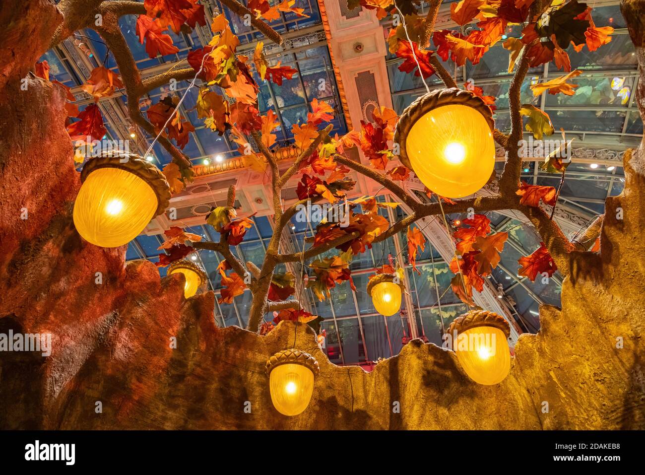 Las Vegas, OCT 30, 2020 - Autumn theme of the famous Bellagio ...