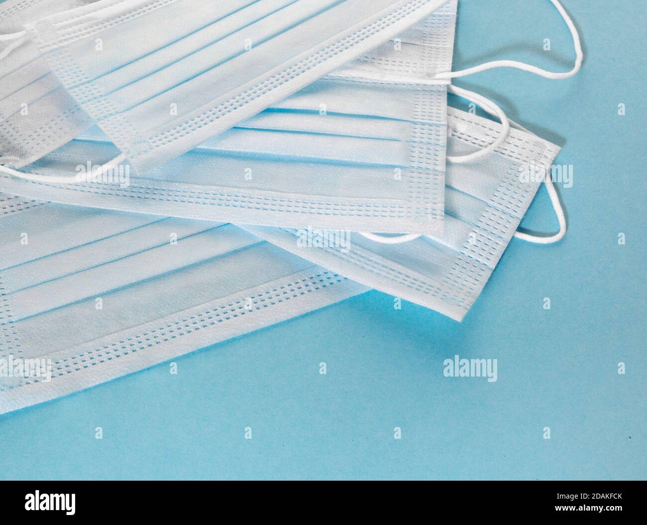 Doctor pandemic masks hi-res stock photography and images - Alamy