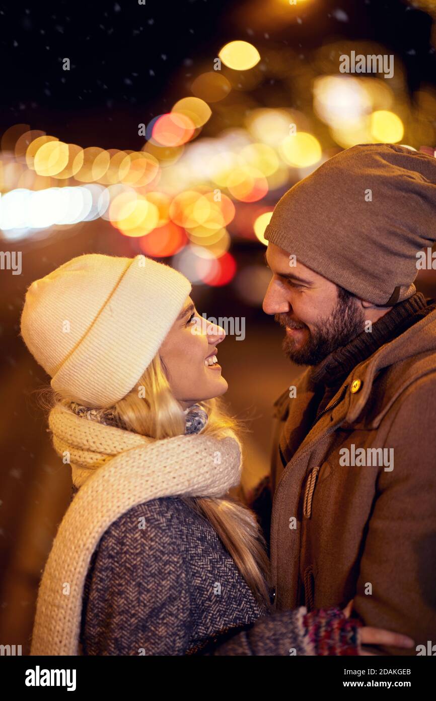 Love romantic winter hi-res stock photography and images - Alamy