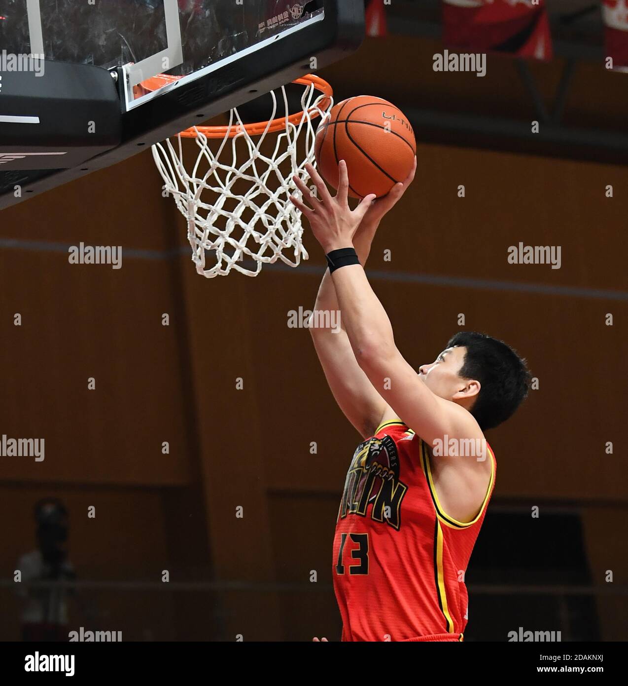 Zhuji, China's Zhejiang Province. 13th Nov, 2020. Jiang Yuxing of Jilin ...