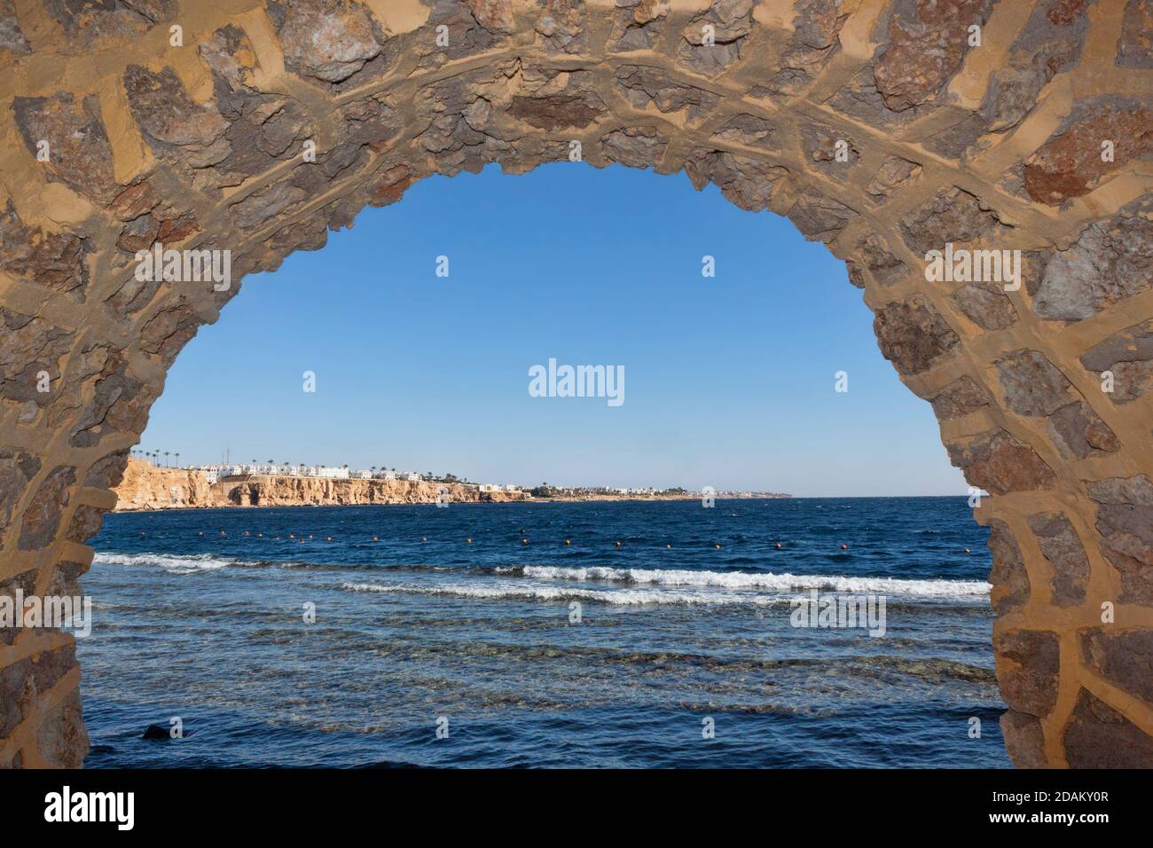 Man made arch hi-res stock photography and images - Alamy