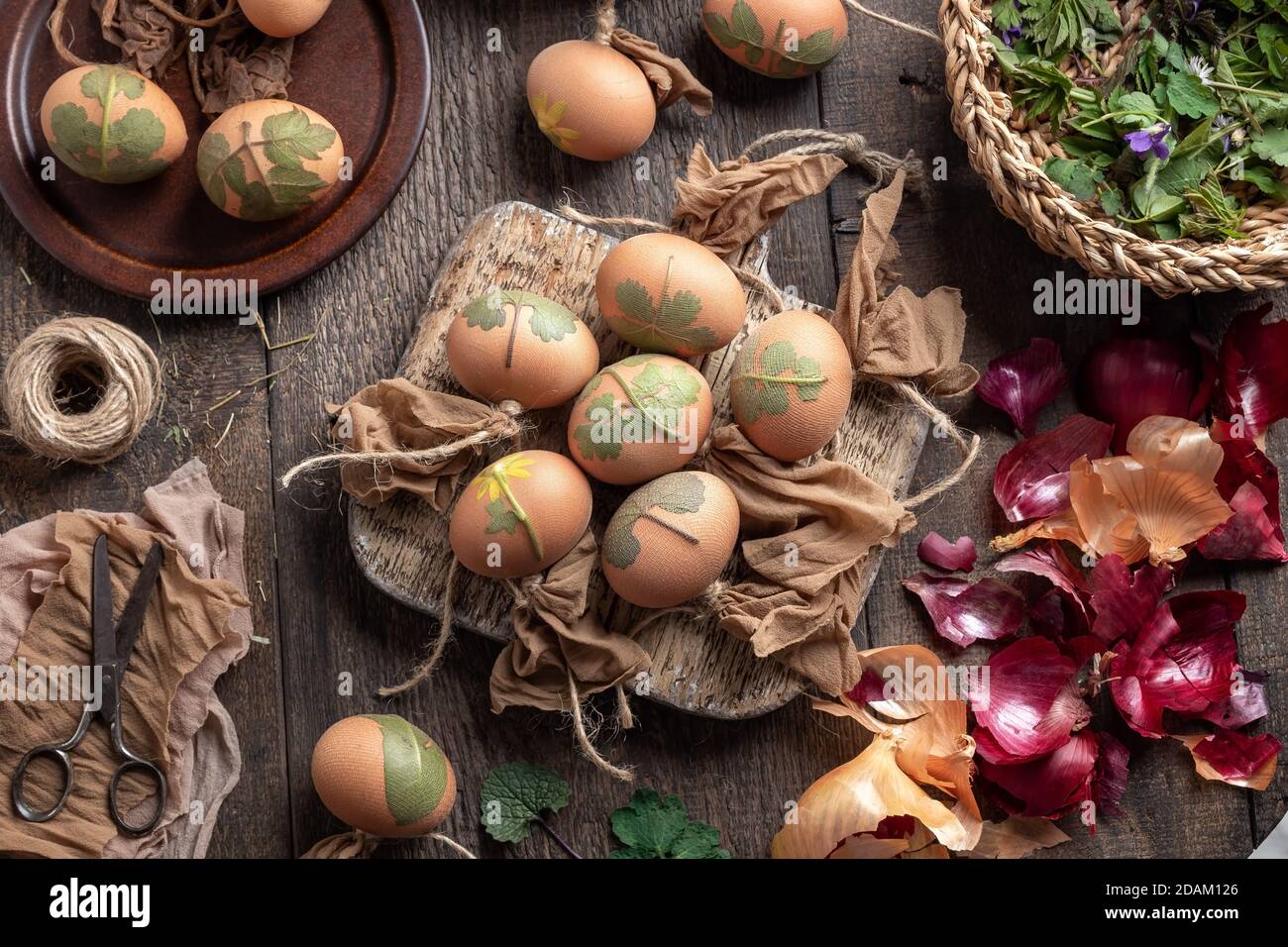 Preparation of Easter eggs for dyeing with onion peels with a pattern ...