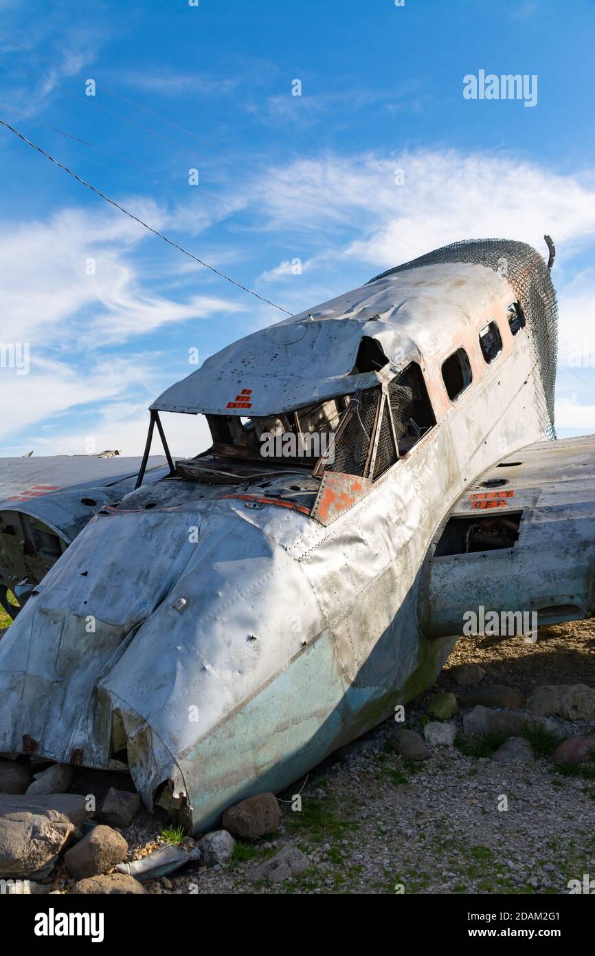 Airplane wing debris hi-res stock photography and images - Alamy