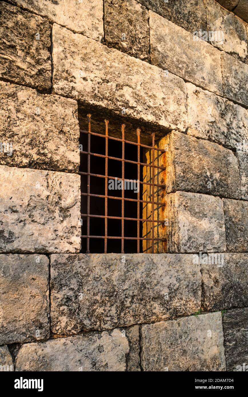 Old fashioned jail hi-res stock photography and images - Alamy