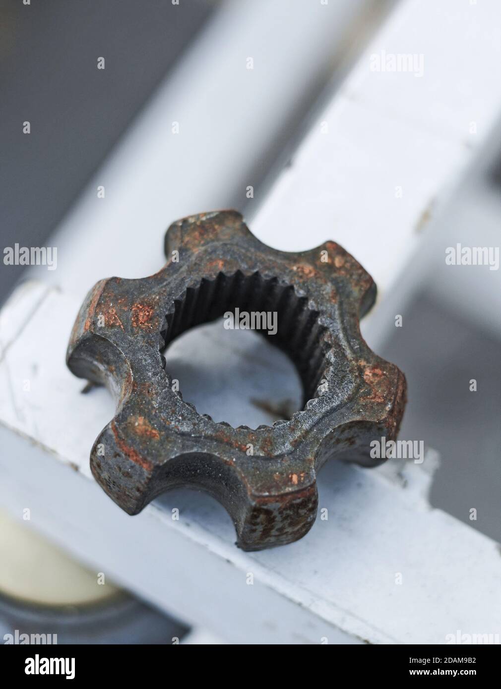 Metal six hi-res stock photography and images - Alamy
