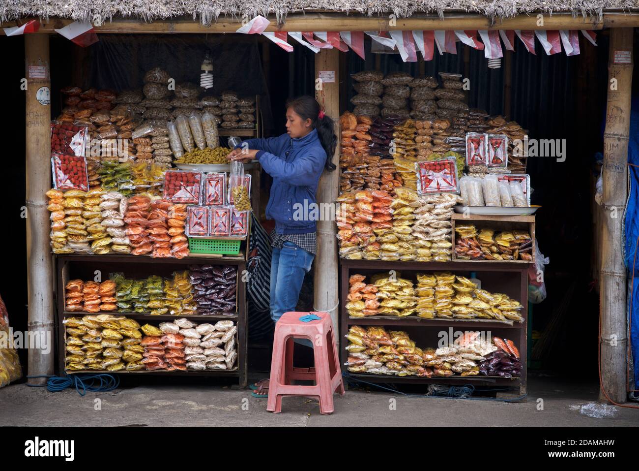 Balinese market stall hi-res stock photography and images - Alamy