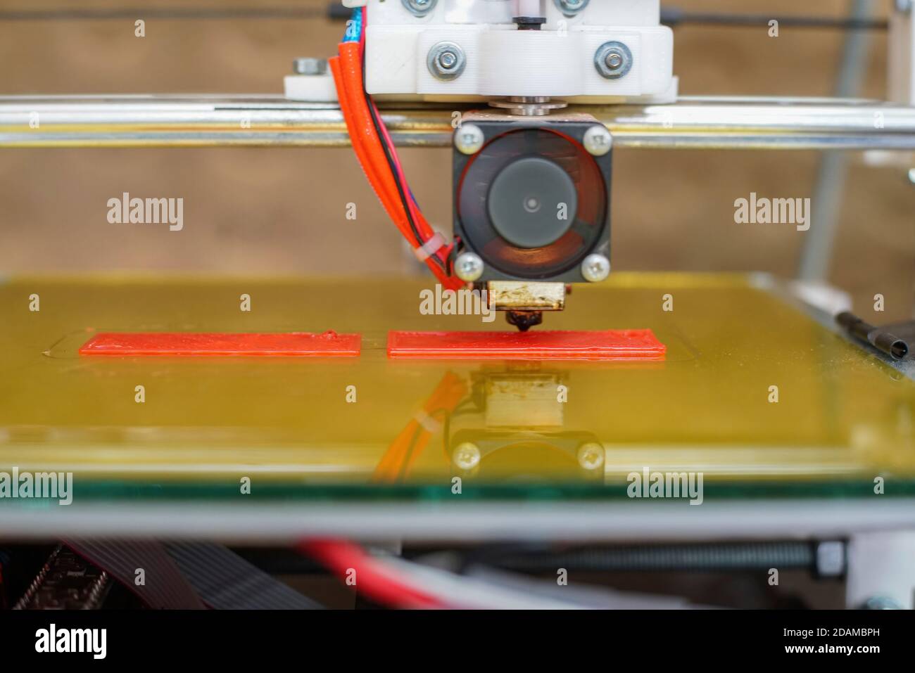 Close up modern 3d printer hi-res stock photography and images - Alamy