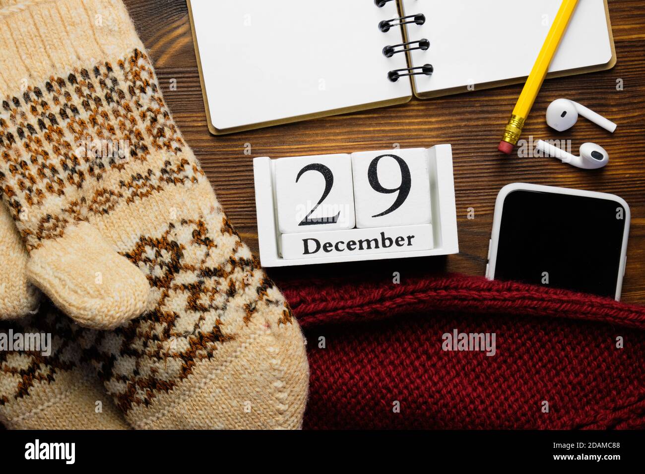 Twenty ninth december hi-res stock photography and images - Alamy