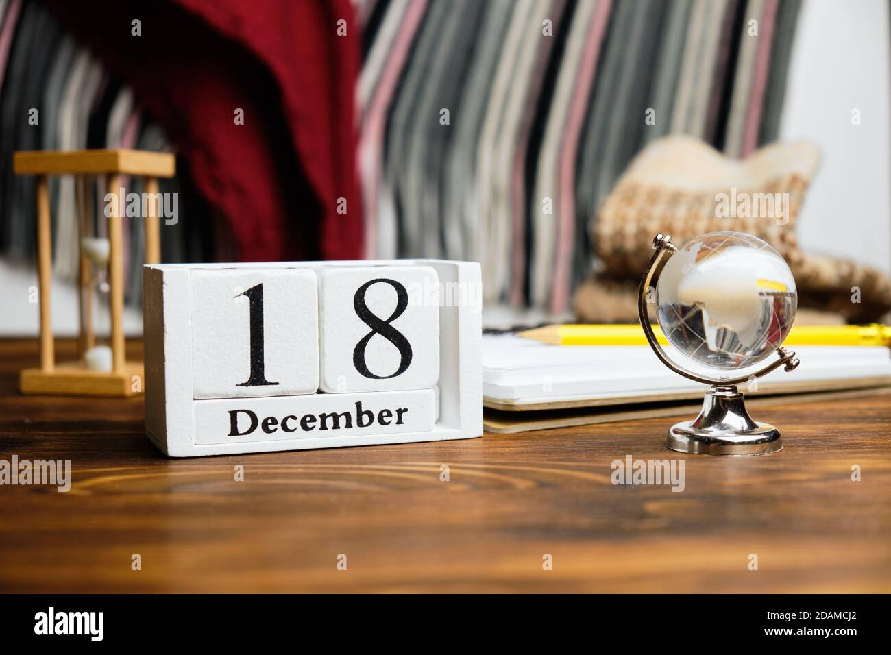 twenty-eighth day of winter month calendar december Stock Photo - Alamy