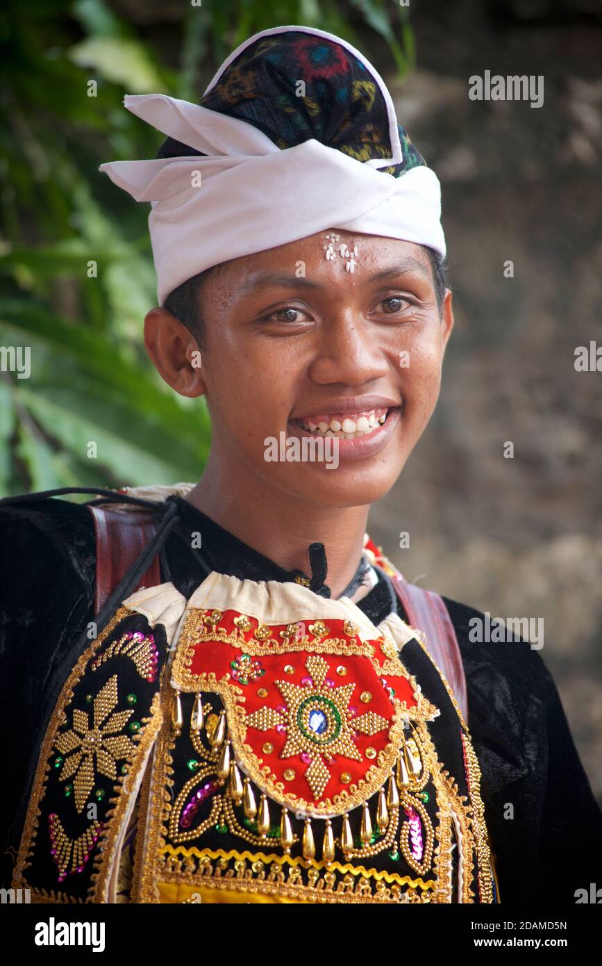 Traditional Indonesian Men