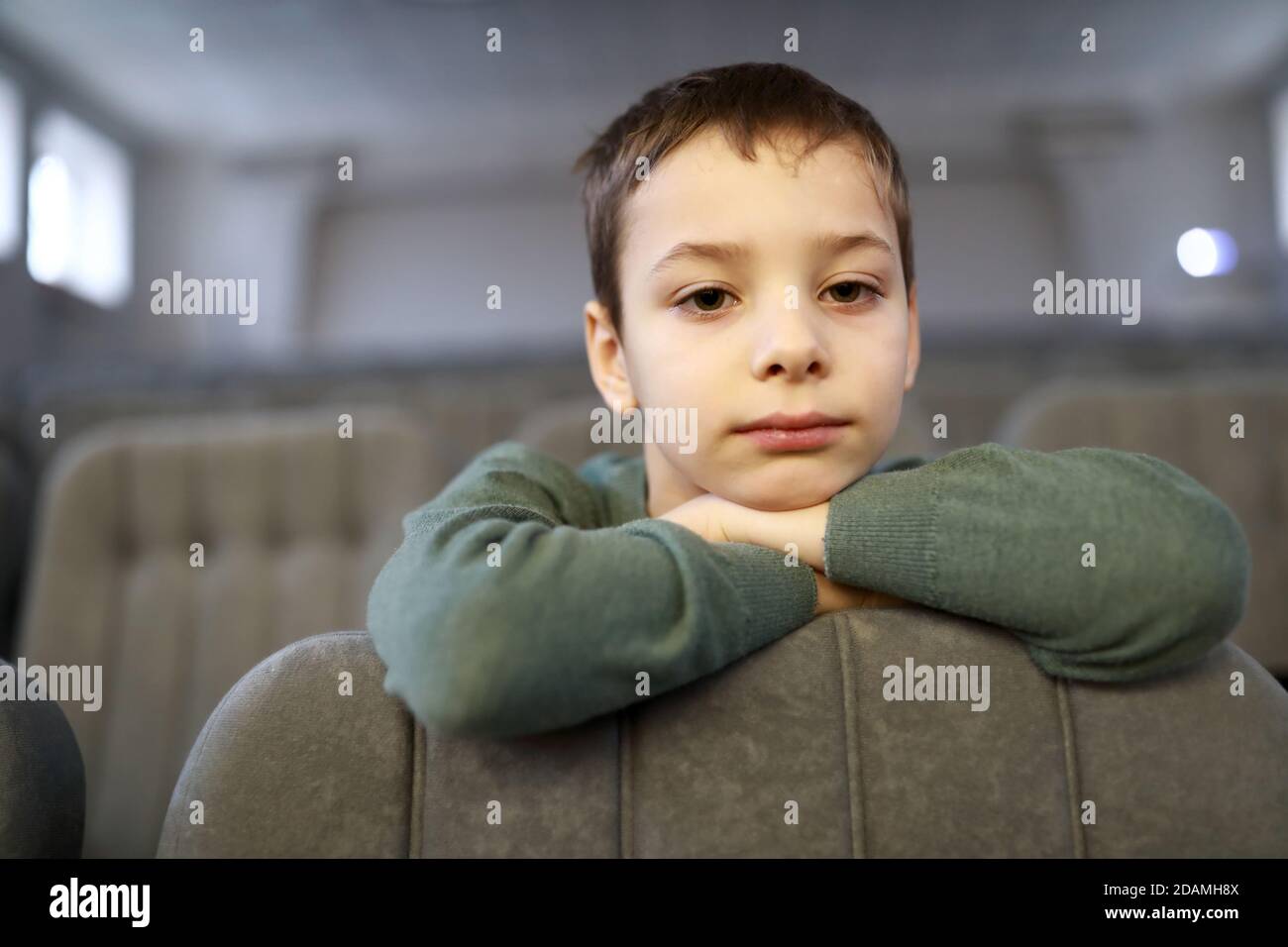 Child watching theatrical performance hi-res stock photography and ...