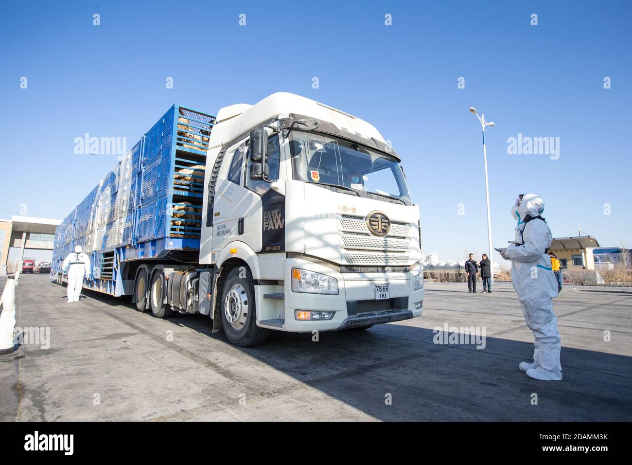 Border inspection trucks hi-res stock photography and images - Alamy
