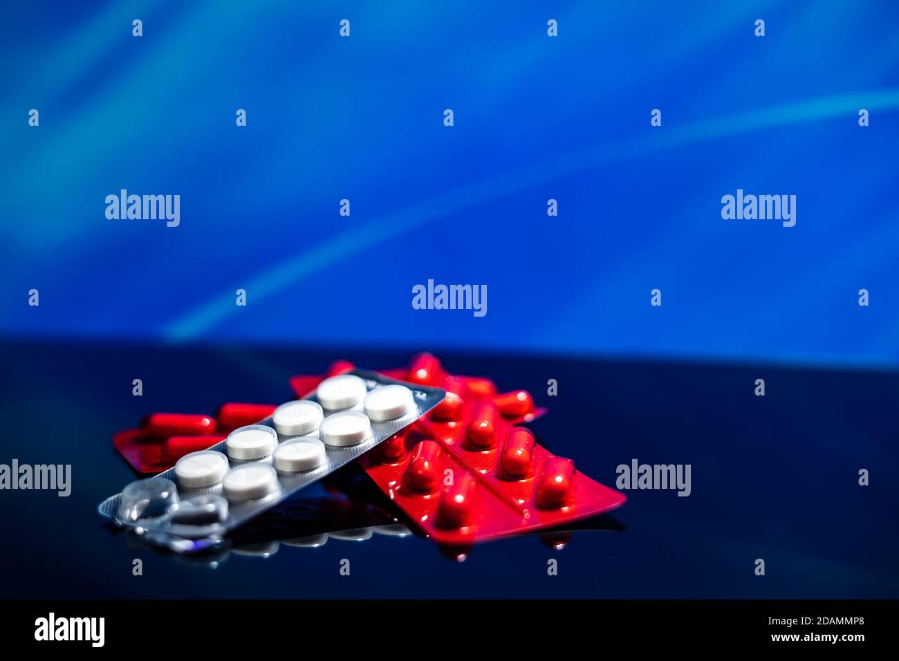 Red blue realistic package hi-res stock photography and images - Alamy