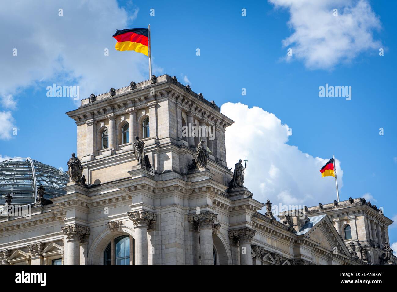 Reichstag palace hi-res stock photography and images - Alamy