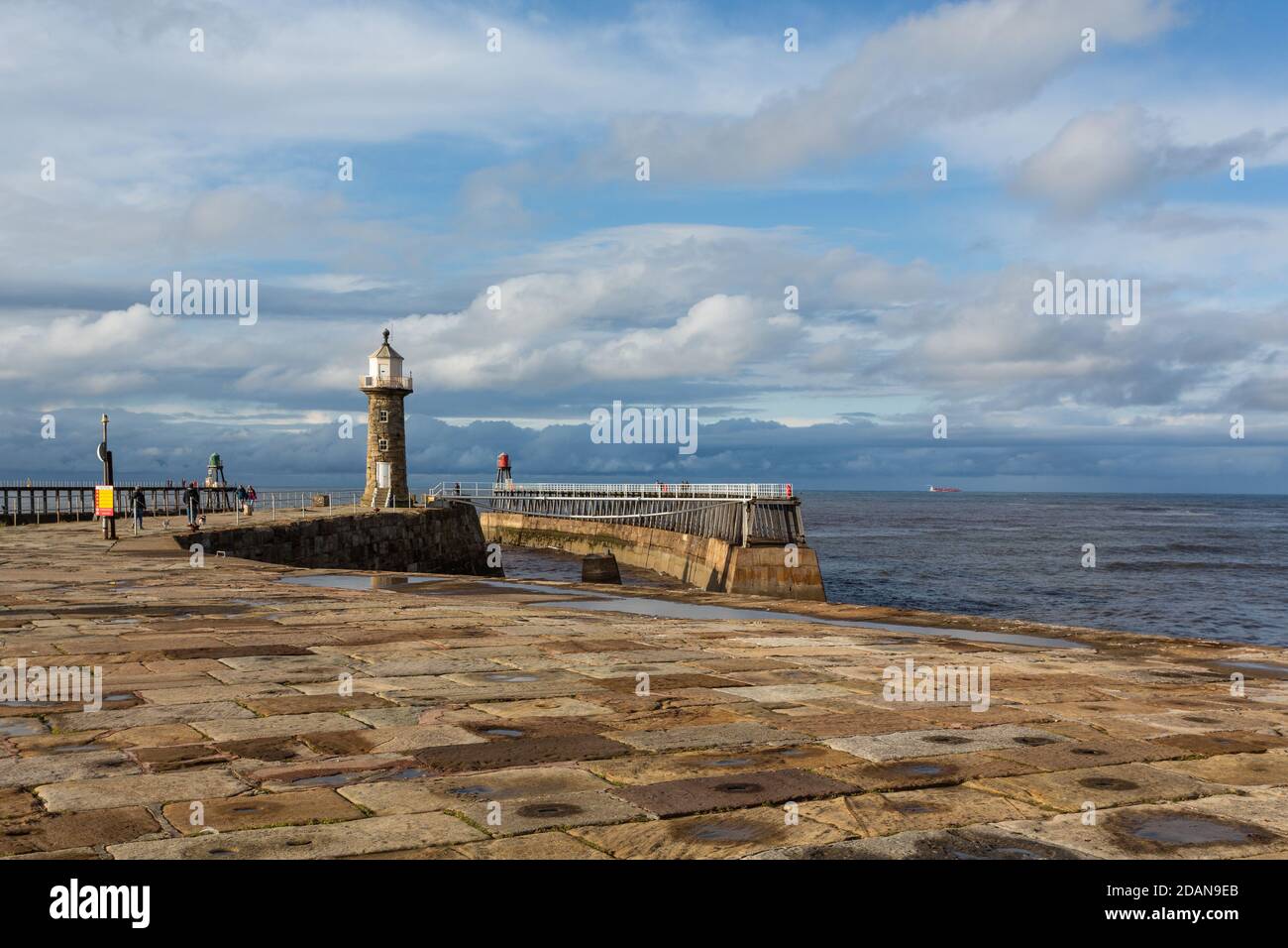 Lighthouse, Whitby Pier, Whitby, North Yorkshire, UK Stock Photo - Alamy