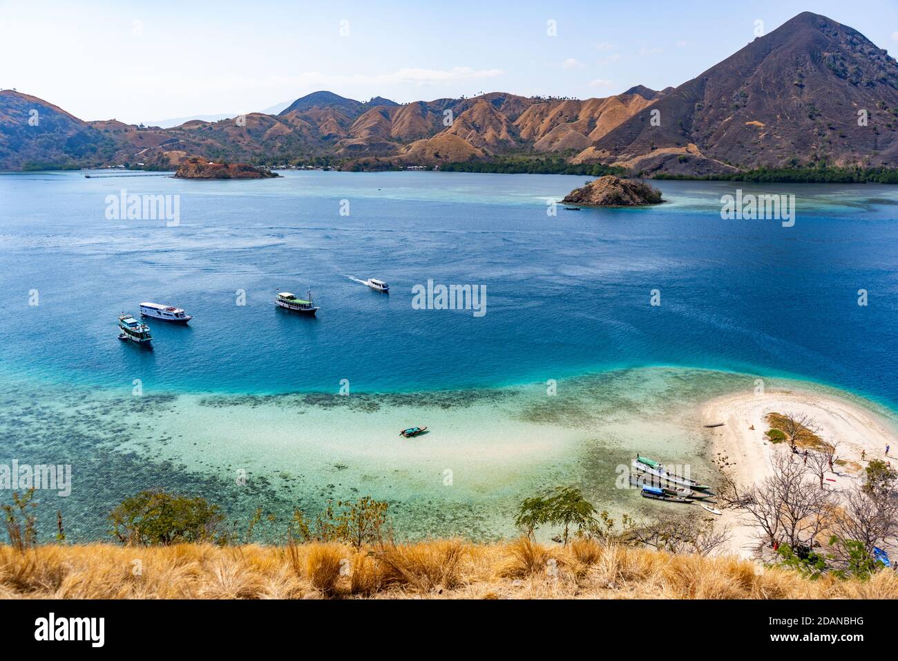 white sand beaches on tropical island in indonesia Stock Photo - Alamy