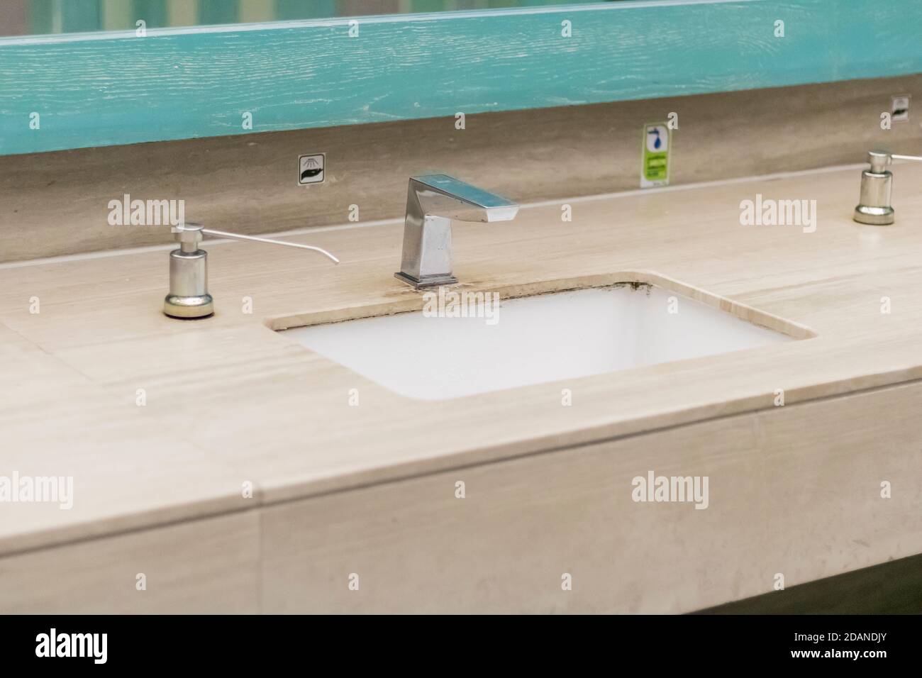 Hand washing facilities hi-res stock photography and images - Alamy